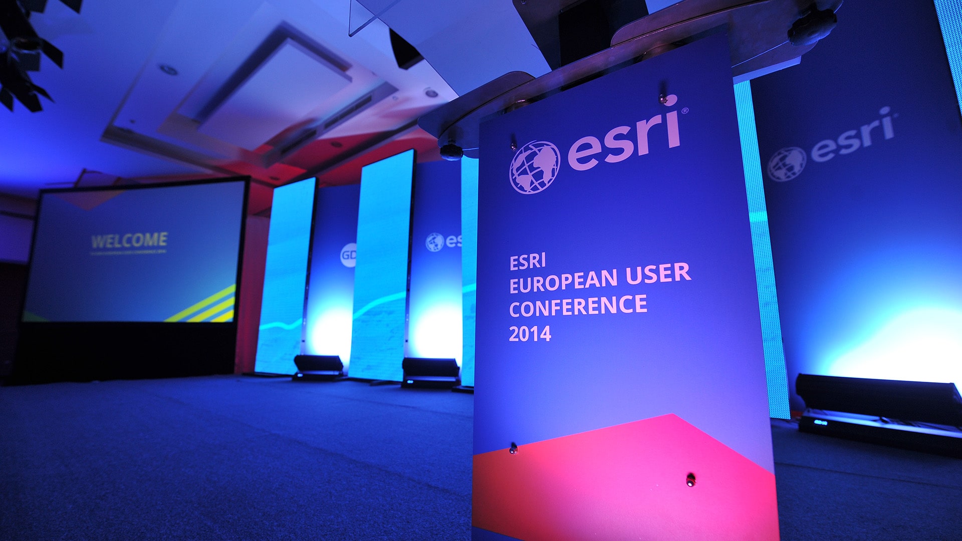 ESRI Conference Branding – Krikstudio